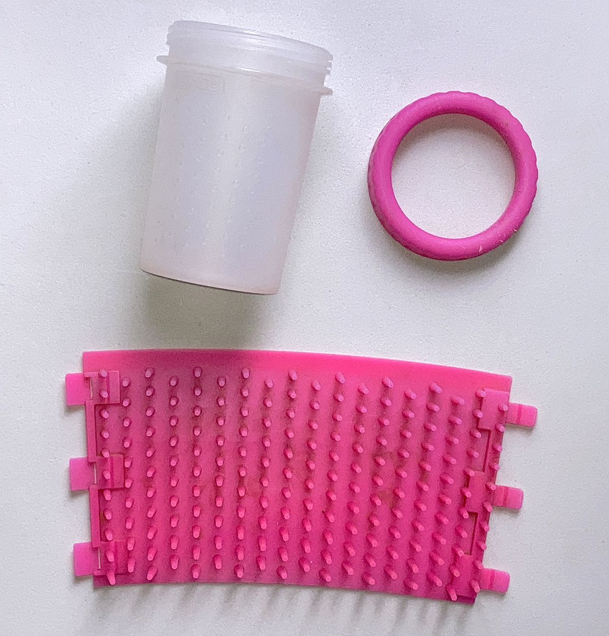 The MudBuster: A Dog Paw Cleaner That Makes Cleaning Dog Feet Easy ...